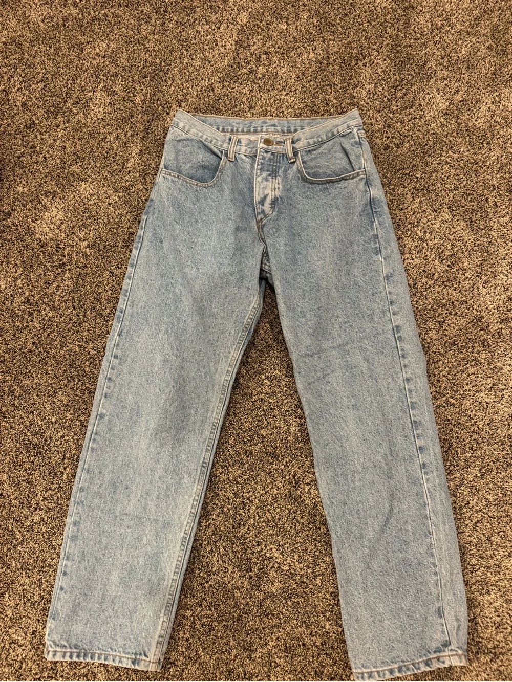 Brandy Melville | Jeans | Brandy Melville Light Blue Mid Rise Straight ...